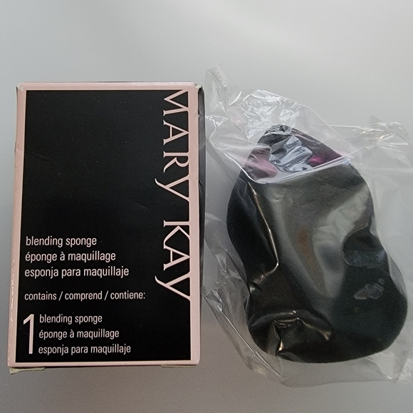 Mary Kay | Makeup | Mary Kay Blending Sponge | Poshmark